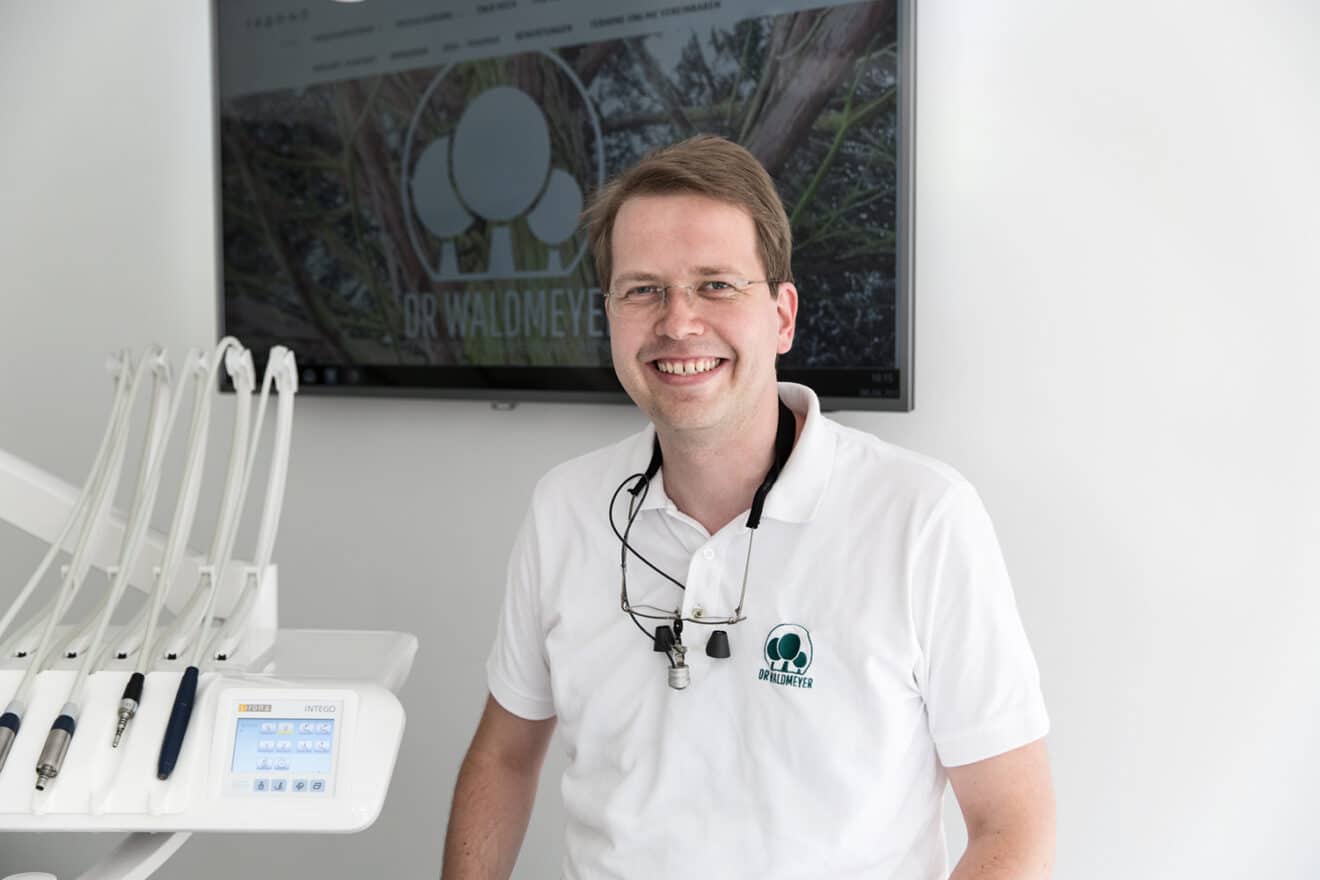 ANFAHRT / KONTAKT – Zahnarzt Dr. Waldmeyer Kassel